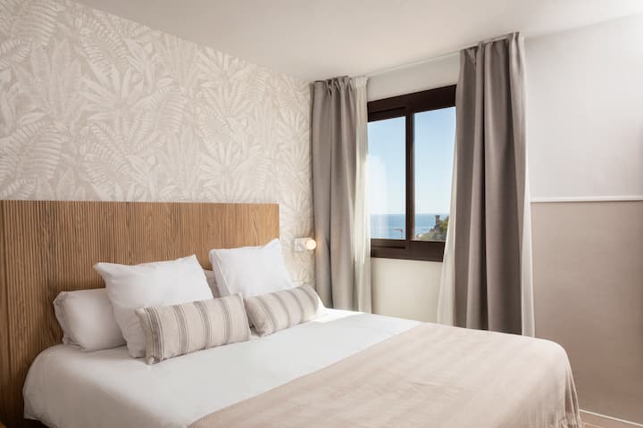 Vrm – Premium Accommodation With Sea Views - Tossa de Mar
