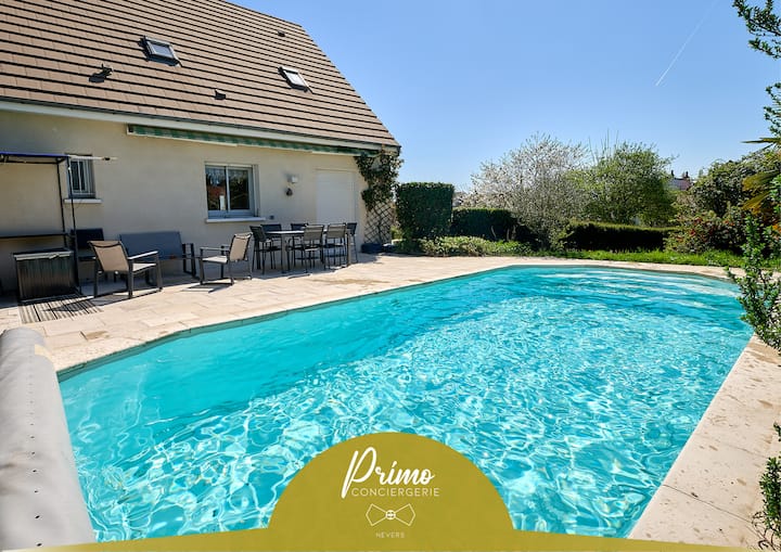 Casa De L'olivier, Piscine >•< Primo_conciergerie - Nevers