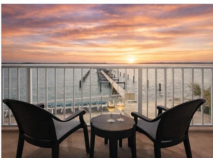 Beso Del Sol Resort - Av-swf - 達尼丁