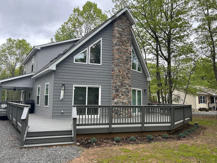 Serene Chalet In Albrightsville - Jim Thorpe, PA