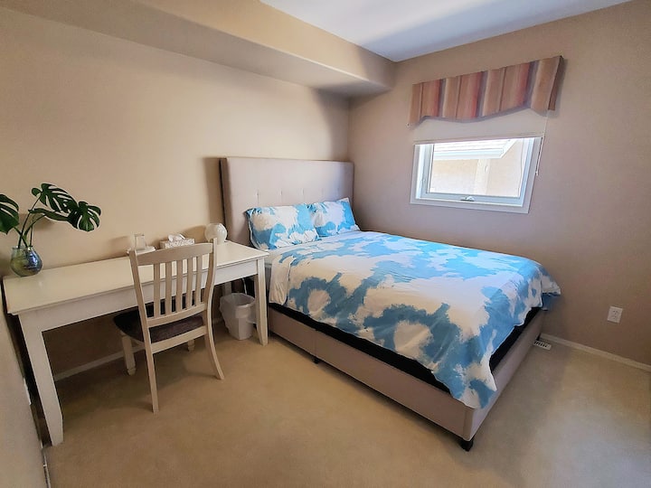Luxurious Room In Exquisite Homestay - Saskatoon