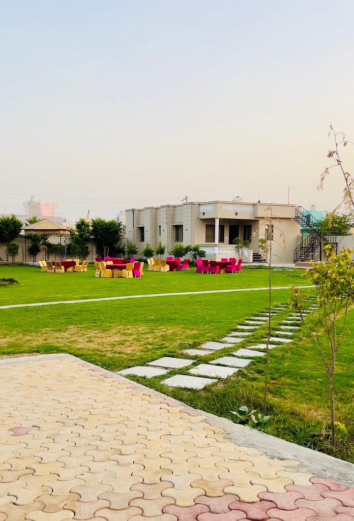 2bhkfarmhouse With Private Pool - Faridabad