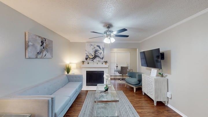 I241 – W. Cup 18 Min To At&t | Sleeps 4 | Transit - Irving, TX