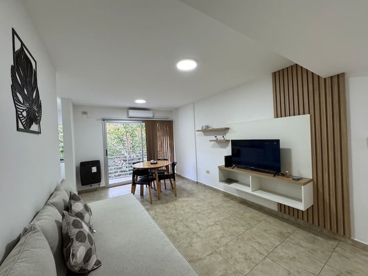 Dpto.4 Piso 2 - Moderno - La Plata