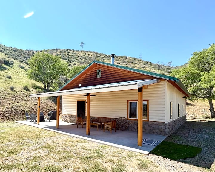 Canyon House | Secluded Canyon Retreat On 20 Acres - Kernville, CA