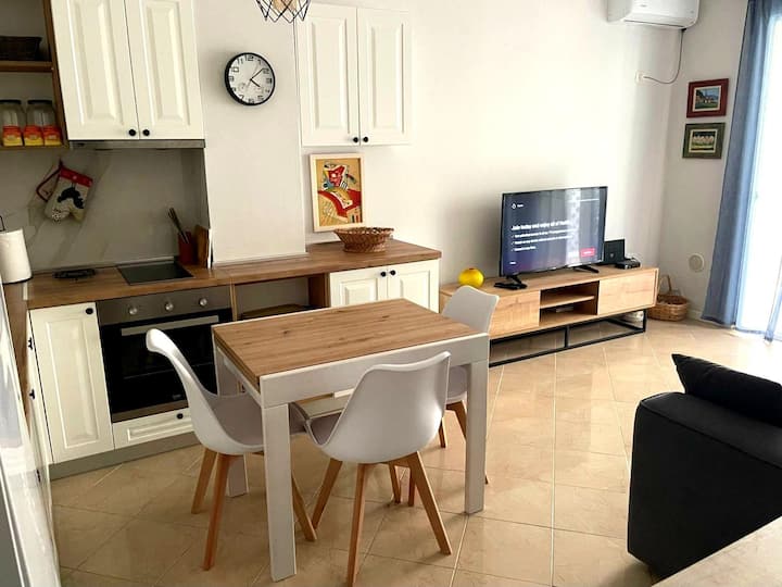 Comfy Nest In Golem - Qerret