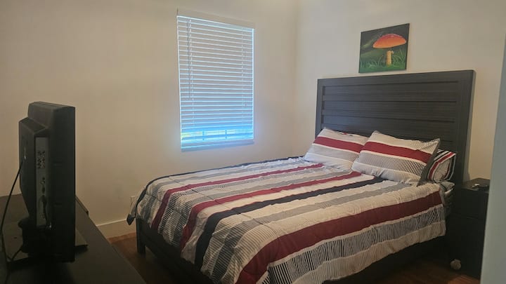 Comfortable Room For One Or Two - Pembroke Pines