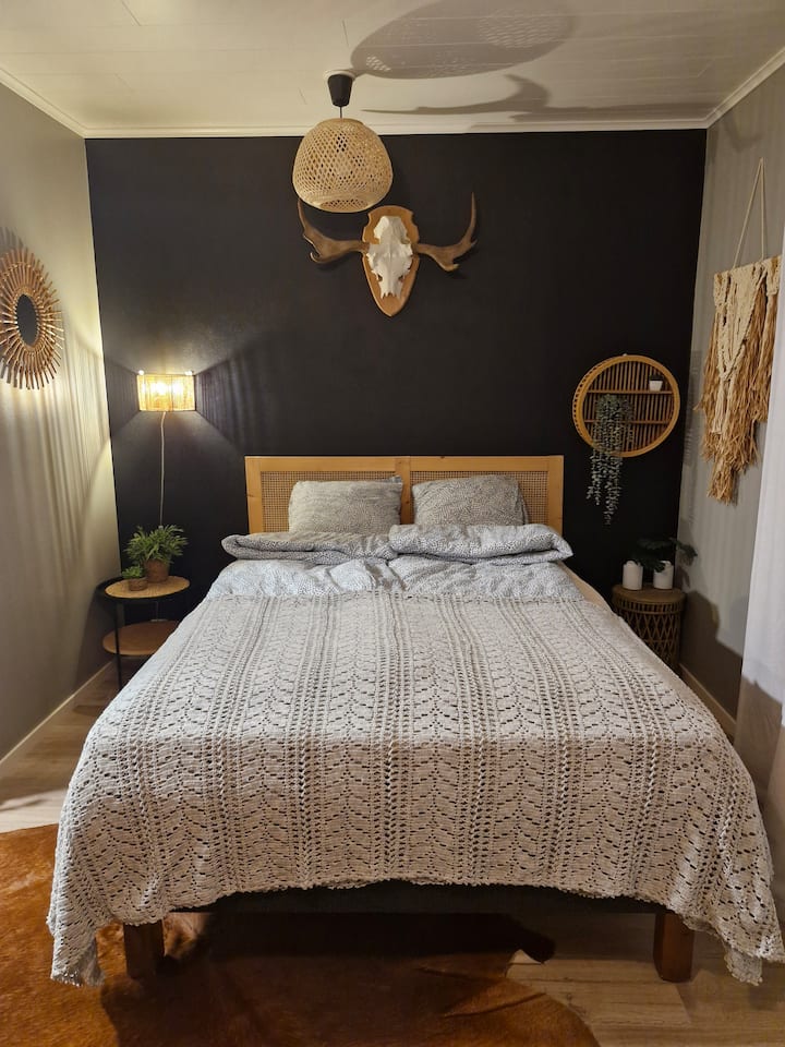 Yksiö 2.5km 8-tieltä Ja 4,5km Moottoritieltä - Finland