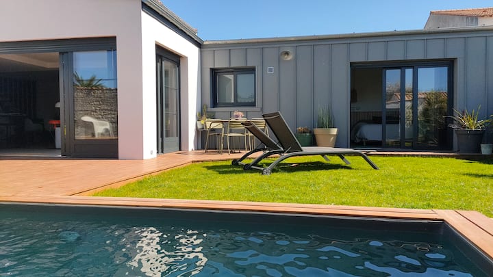 Maison Contemporaine 3 Chambres, Piscine Chauffée - La Rochelle