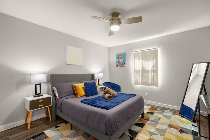 2br Retreat Near Ut Austin | Free Parking - Crestview - Austin