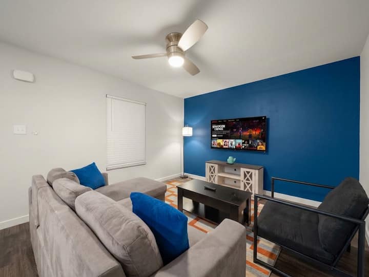 Modern Hyde Park 2br | 5 Mins To Ut & Free Parking - Austin, TX