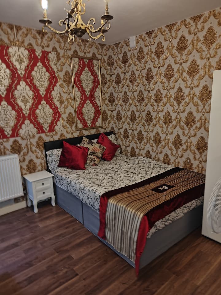 Barking London Close To Station - Barking