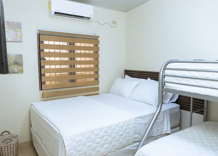 Casa En Comayagua 2 Habitaciones Cerca Aeropuerto. - Comayagua