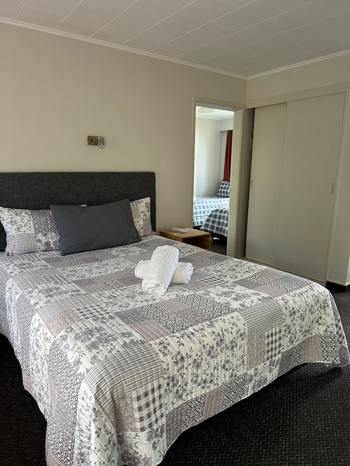 One Bedroom Apt -
