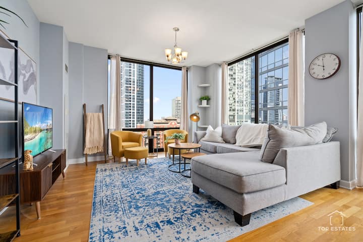 Lakeside Landing | Business Class Living • 4 Ppl - Chicago, IL