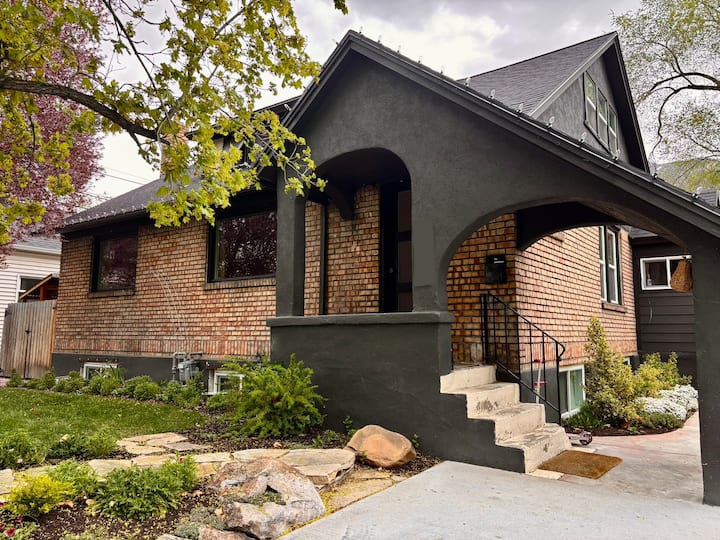 New! Cozy Family Cottage - Downtown - Provo, UT