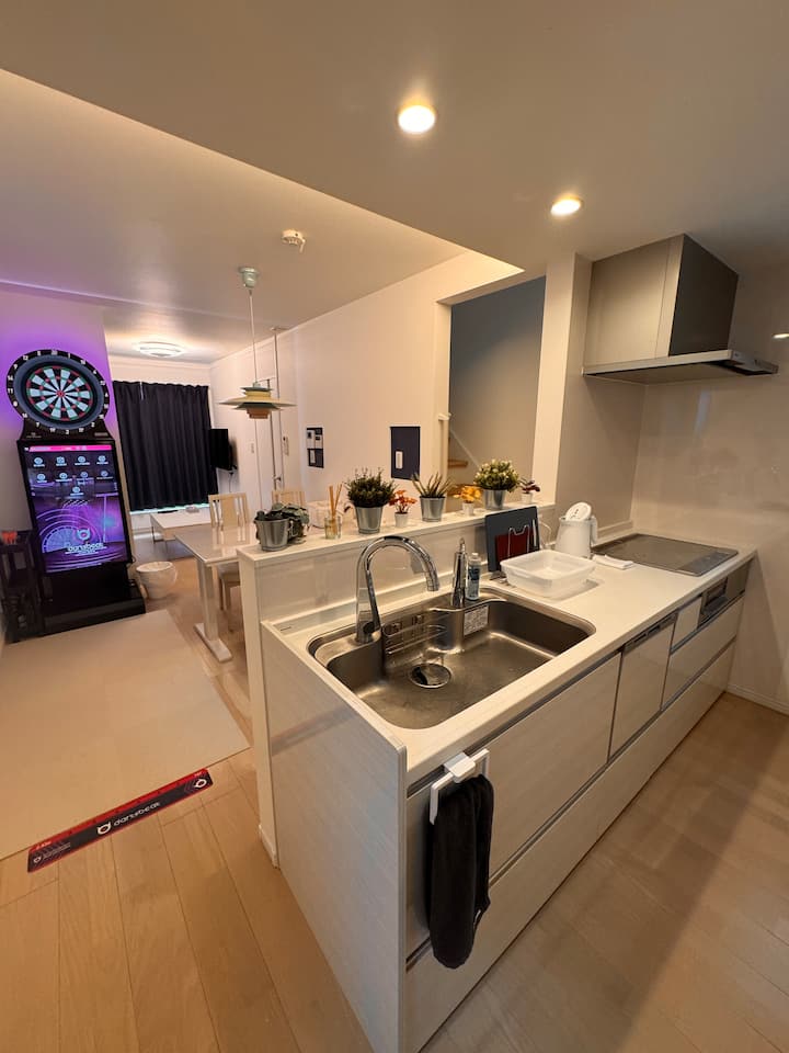 広々84㎡南海本線粉浜駅まで徒歩4分南海本線粉浜駅から電車で住吉大社駅1分難波駅まで8分！ - Japan