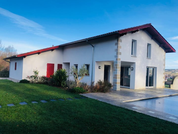 Maison Avec Piscine - Sare