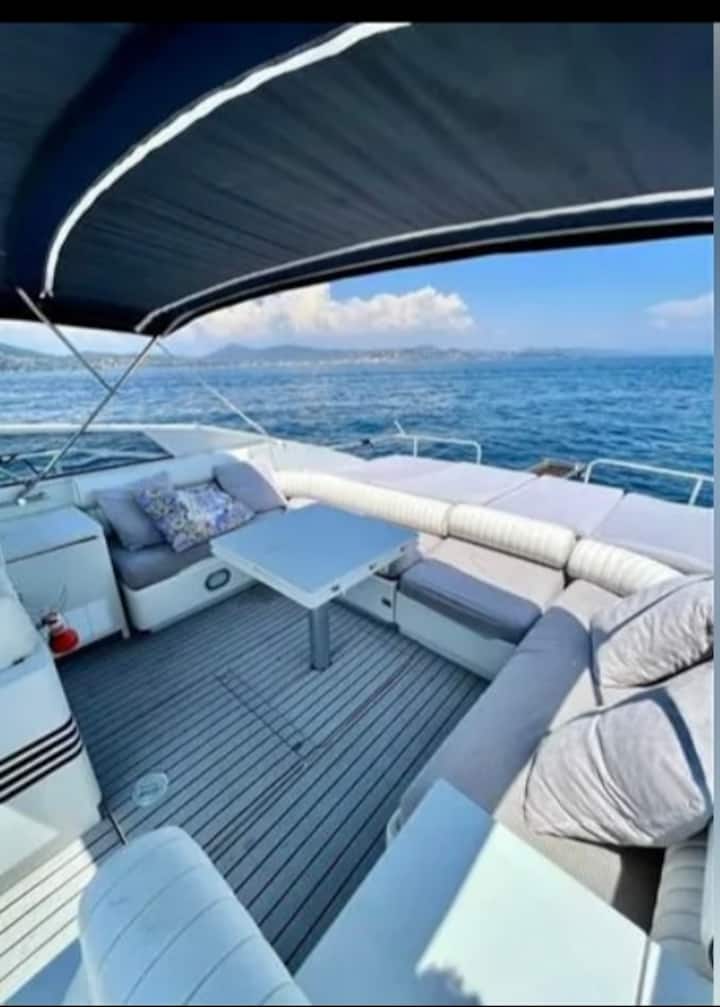 Location Bateau à Quai. - Ramatuelle