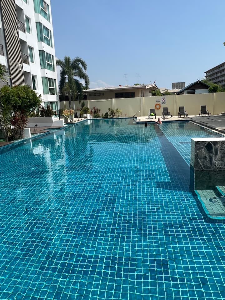 Hua Hin Beach Thailand 
Tira Tiraa Condo - Hua Hin