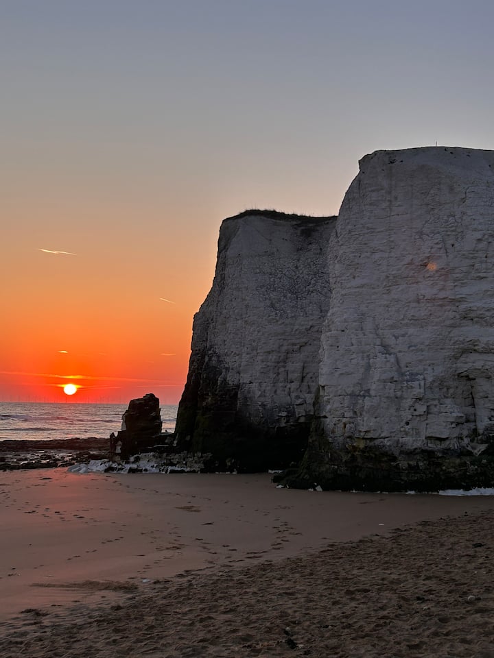 Elegant Escapes - Broadstairs