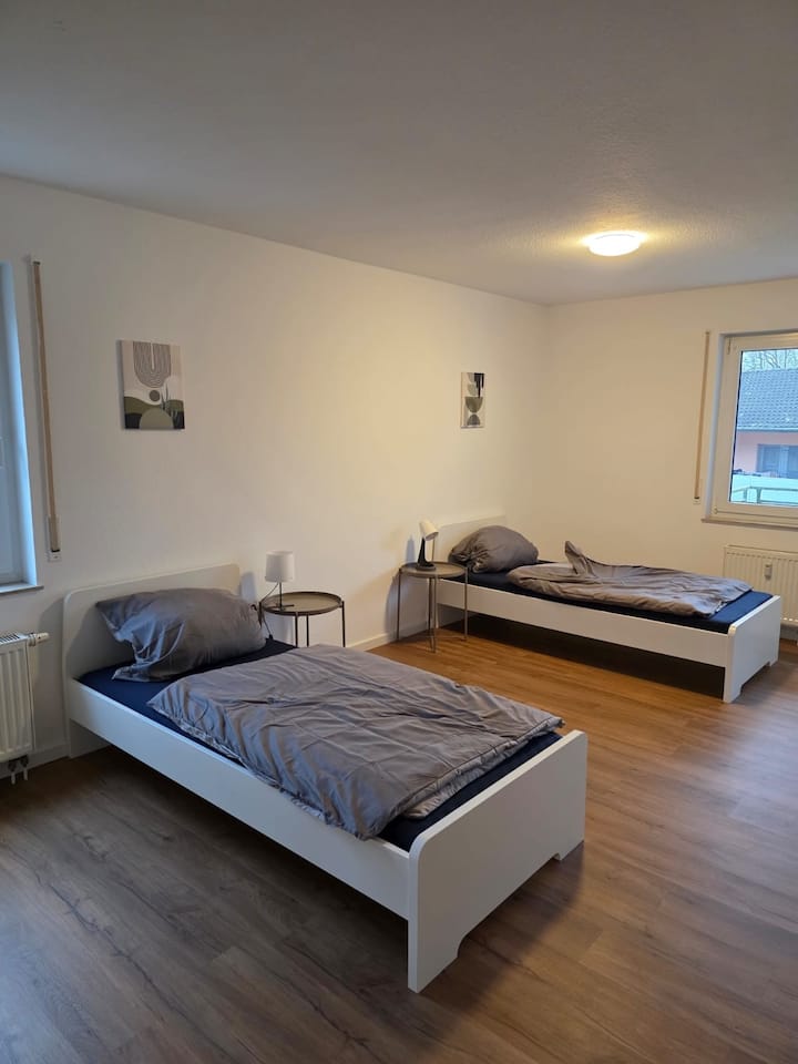 Modernes Möbliertes Apartment - Schliengen