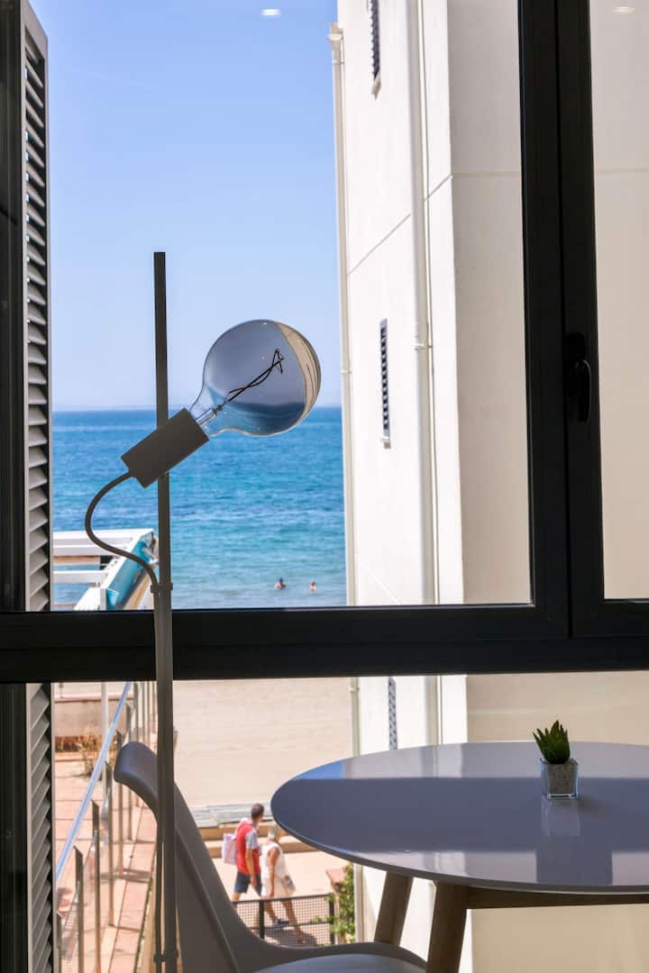 Apartamento Con Vista Parcial Al Mar - Cadaqués