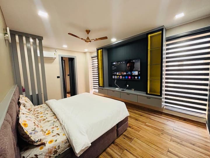 कमलम Homes - Aura (Penthouse With Terrace) - Dehradun