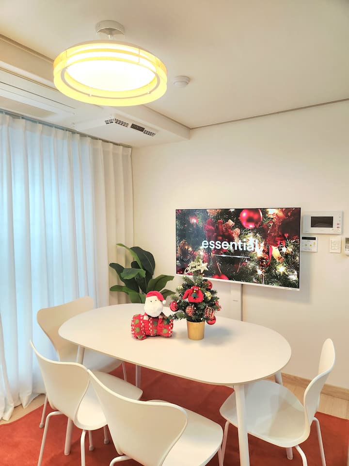 [합법숙소]오픈할인#무료짐보관#무료주차#신축#강남#남산#경복궁#홍대#명동#대형마트#공항버스 - Seoul