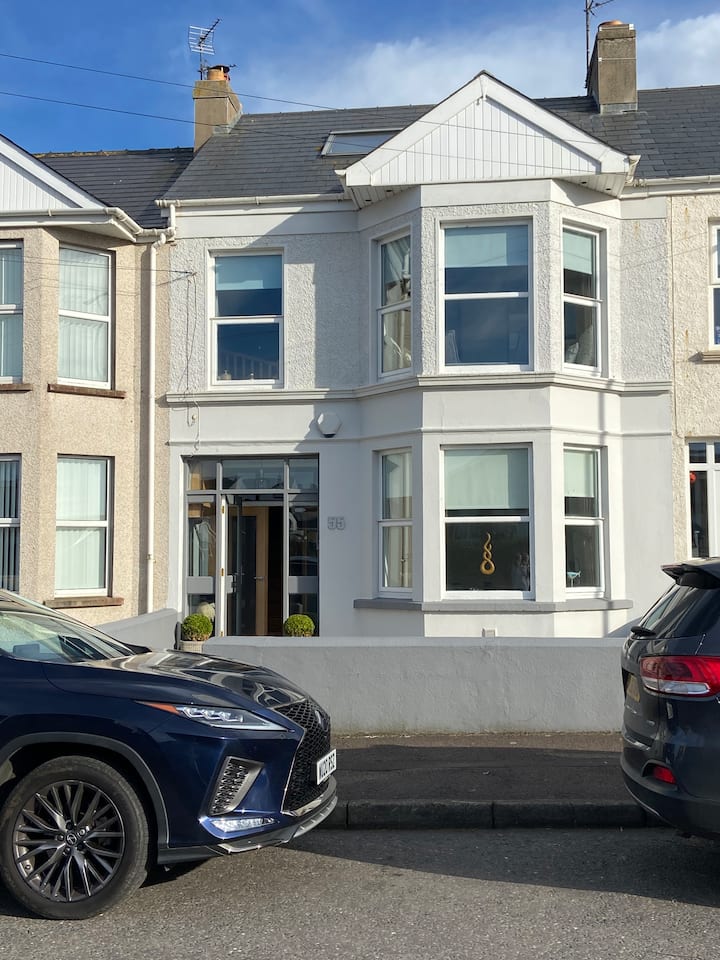 P/stewart Seaside 4 Bed Townhouse - Portstewart