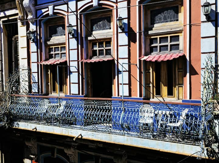 Colonial Complex (Two Houses) - Cuba