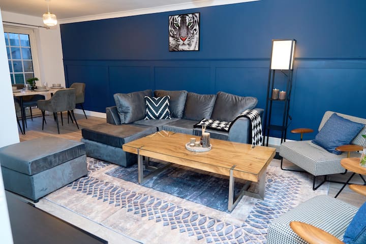 Vicarage Road House - Watford