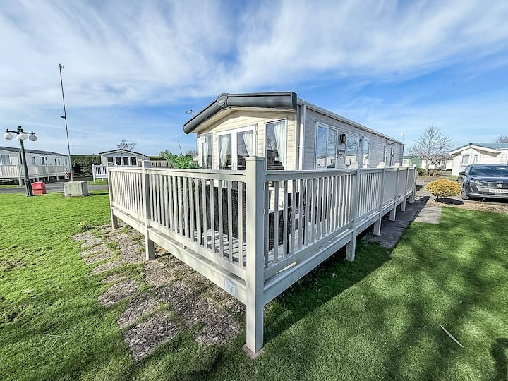 Caravan At Southview Holiday Park Ref 33044m - Skegness