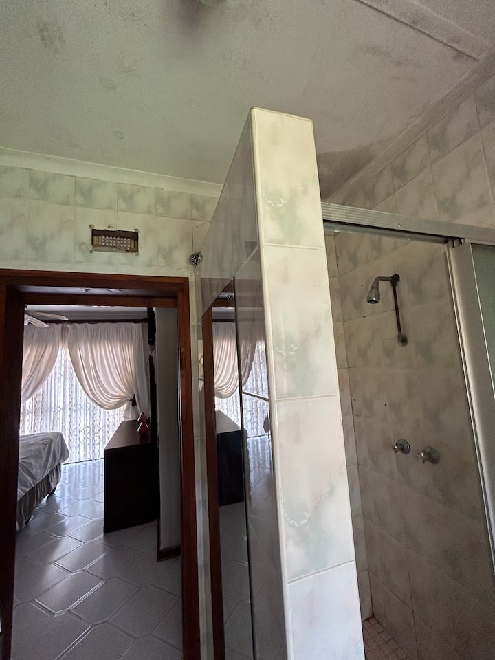 Nethezeka Guest House -
