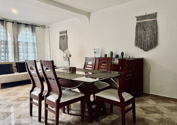 Casa Flora, Alojamiento Familiar Cómodo - Cancún