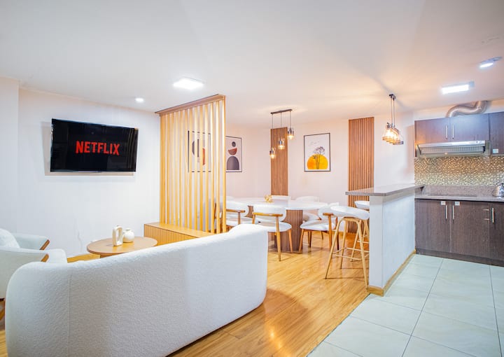 Totems City Home: Moderno, Seguro Y Bien Ubicado - Azuay