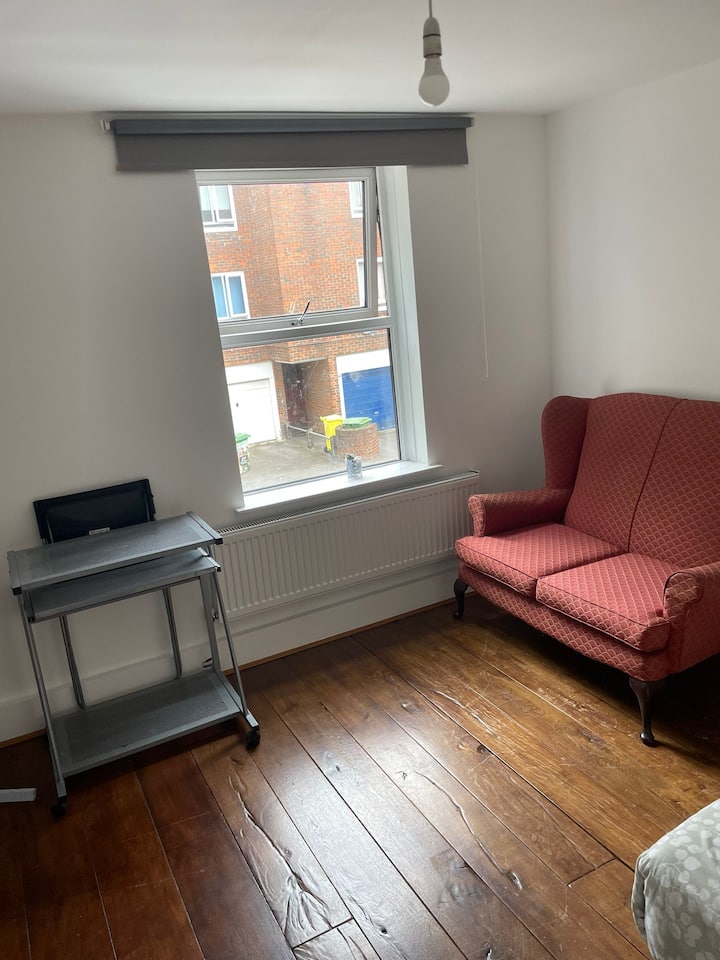 Lovely Double Close To Centre - Central London