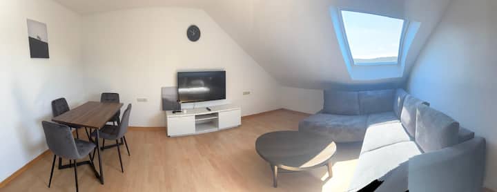 Gemütliche, Dachgeschosswohnung - Cleebronn