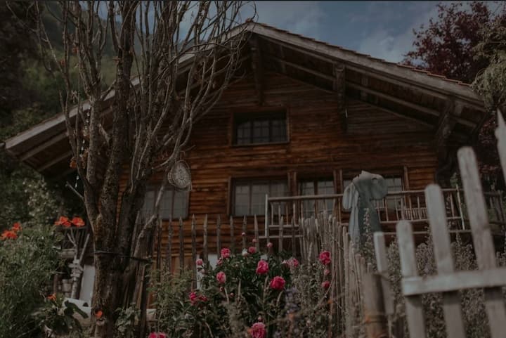 Chalet Auf Einem Permakulturhof - Ringgenberg