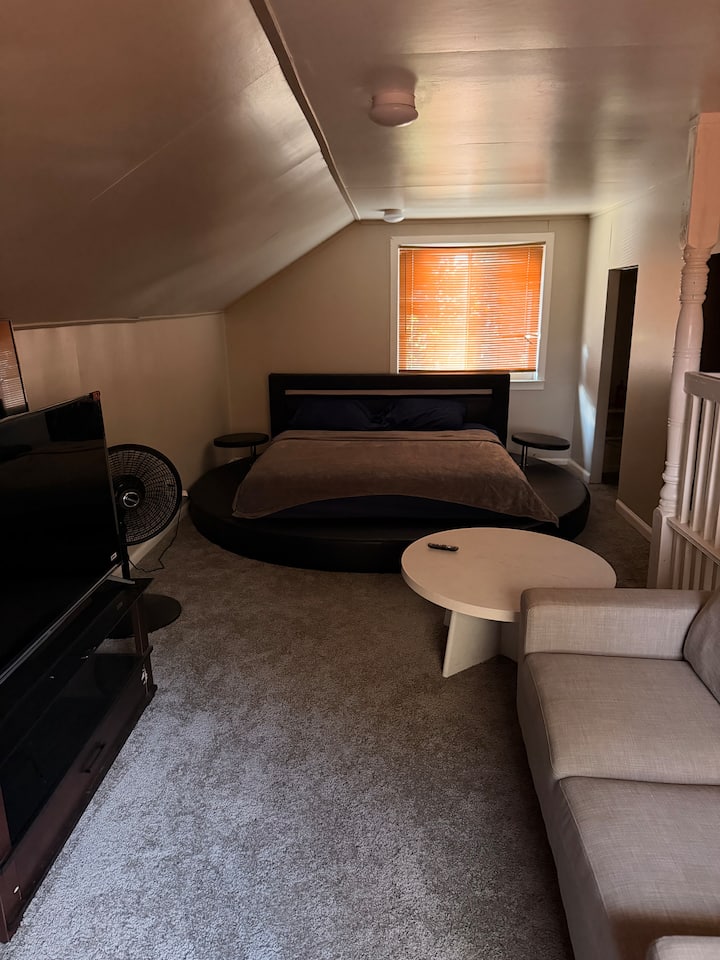 Cozy Quiet 3 Bedroom House. - Detroit, MI