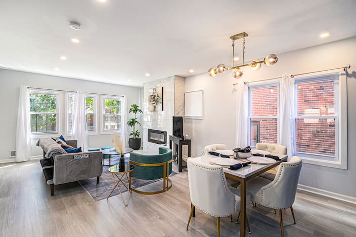 Super Lux Lower Level Duplex | 10 Mins From Dwtn - Detroit, MI