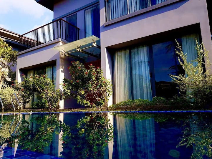 Lozy Pool Villa(near Beach) - Phú Quốc