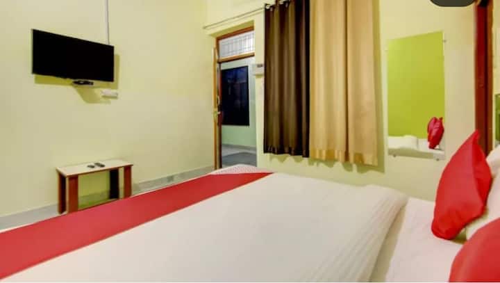 Hotel Moon Light - Meerut