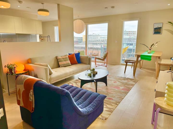 Stylish City Centre Apartment, Balcony, Parking - Manchester