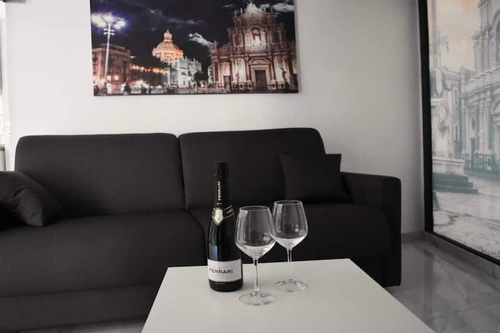 Duomo Central Apartment - Catania