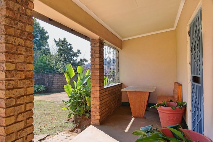 Eeufees Cottage - Graskop