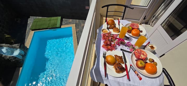 Grand 8 Bedrooms Private Villa All En Suite - Mauritius