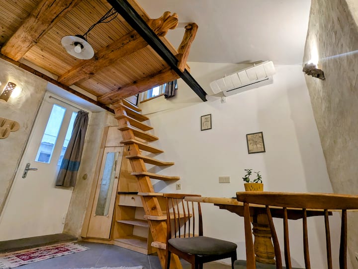 Artisan Loft Studio - Tbilisi