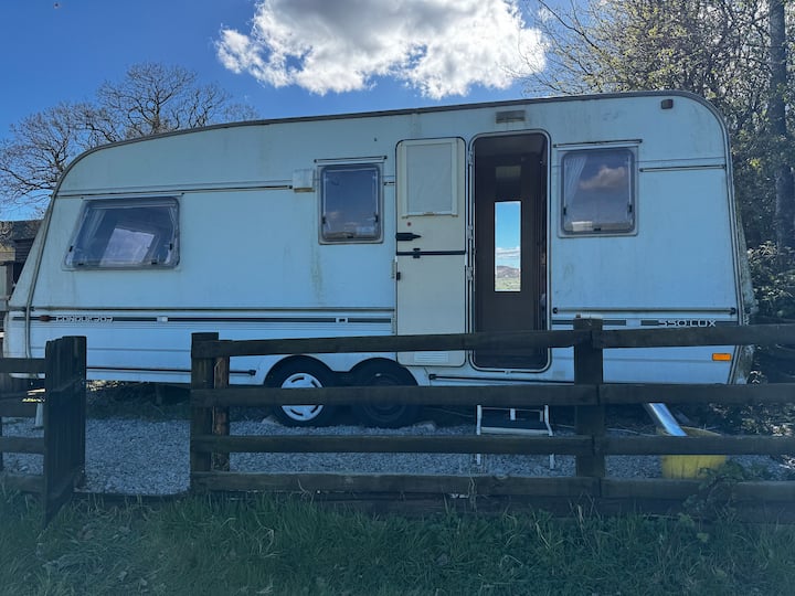 Cosy Caravan On A Campsite & Working Farm - Skipton