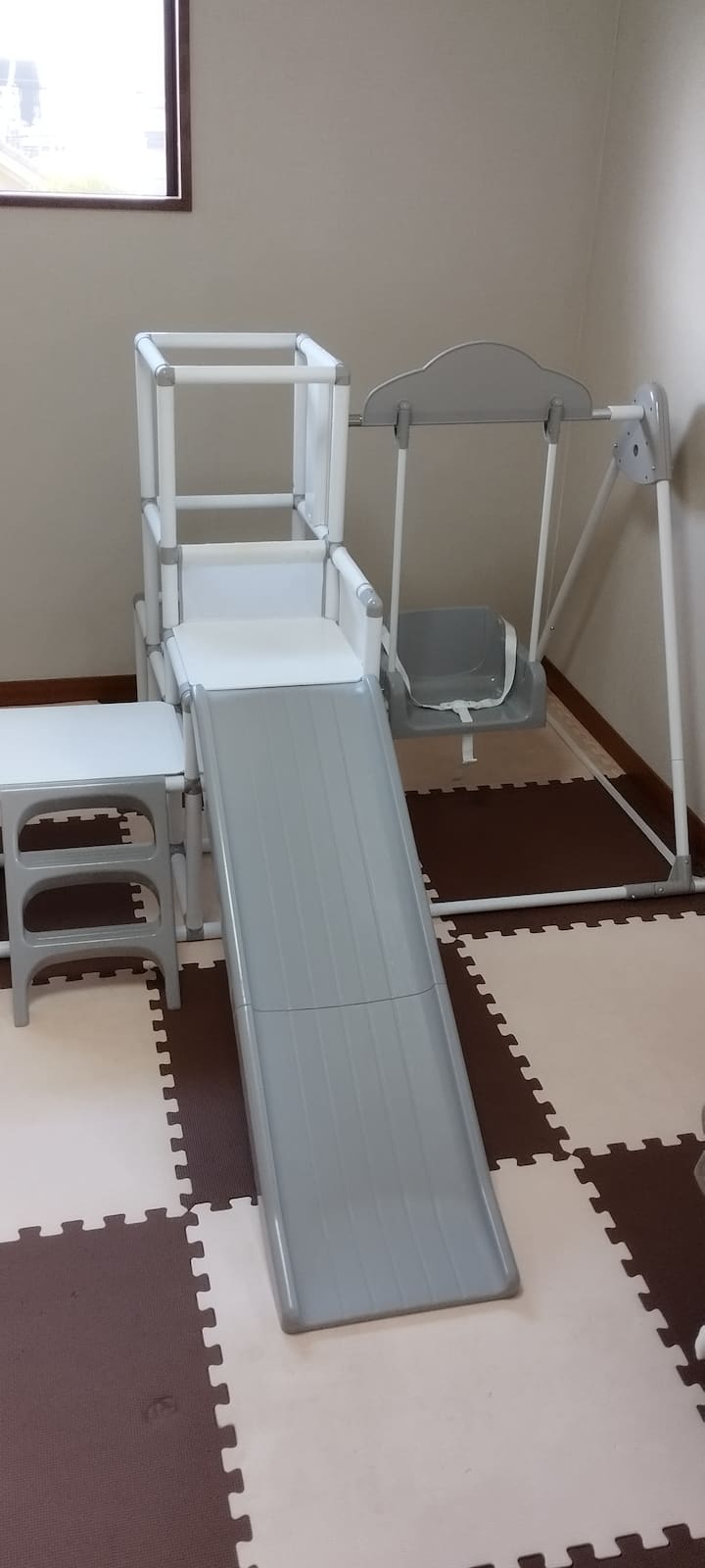 1棟貸切戸建。隣の部屋から騒音など一切無い広大な敷地で静か！自然を感じられるお宿です。 - 高槻市
